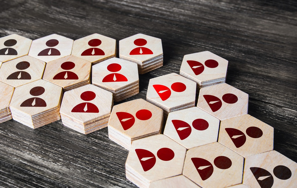 Reducing Employee Turnover: Strategies & Impact on Business- Shiftbase